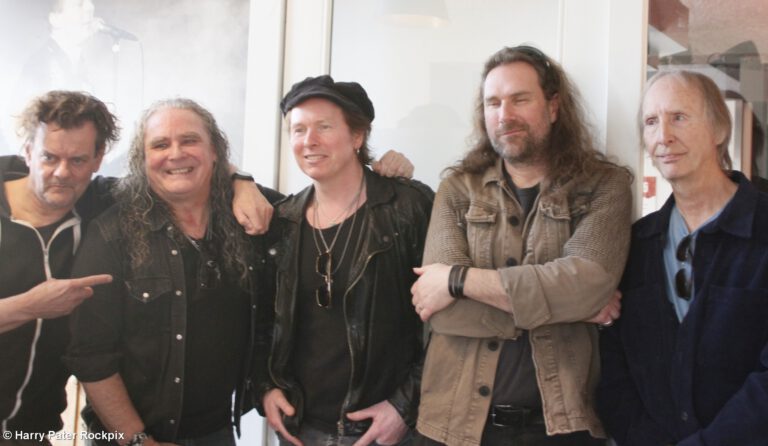 Kayak Interviews – Ton Scherpenzeel I Bluestown Music